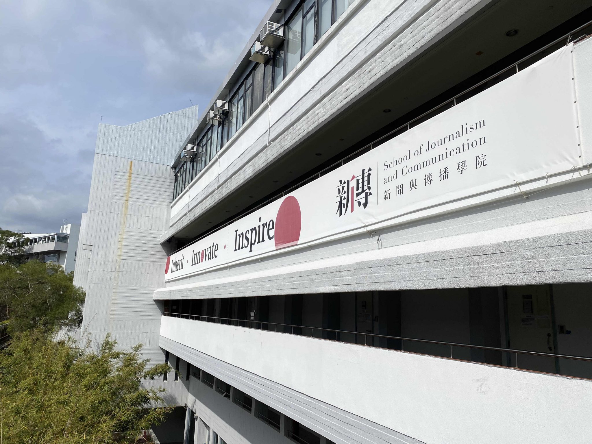 The Risky Business of Hong Kong Journalism - China Media Project